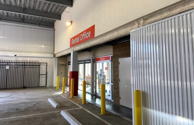 Couple In Critical Condition After Machete Attack, Police Call It ...